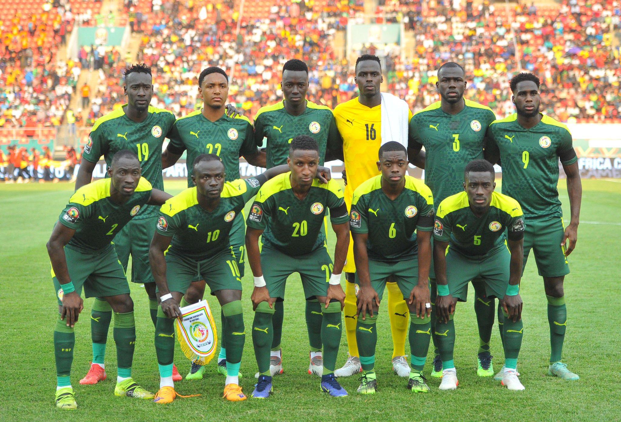 Sénégal vs Guinée Equatoriale : la compo officielle des Lions ...